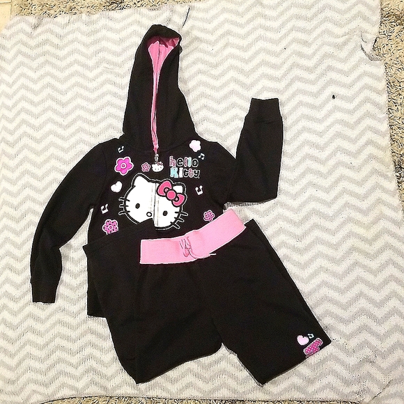 Matching Sets | Hello Kitty Outfit Size 5 | Poshmark